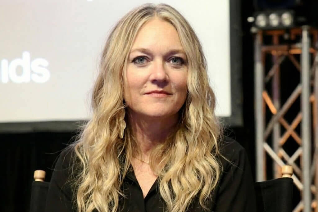 Colleen Hoover 2026 Update: New Book, Cancer Recovery, And Three Movies ...
